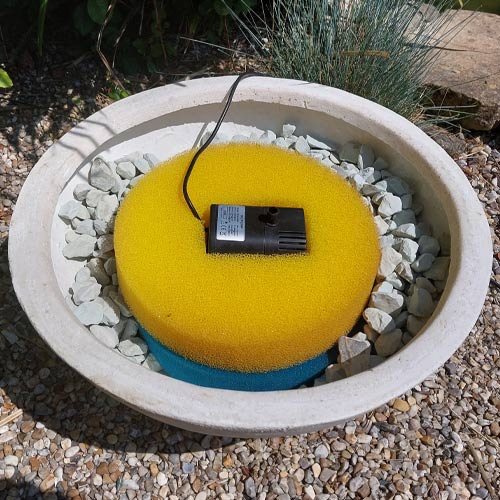 Sunspray Solar Bowl Water Feature in Black
